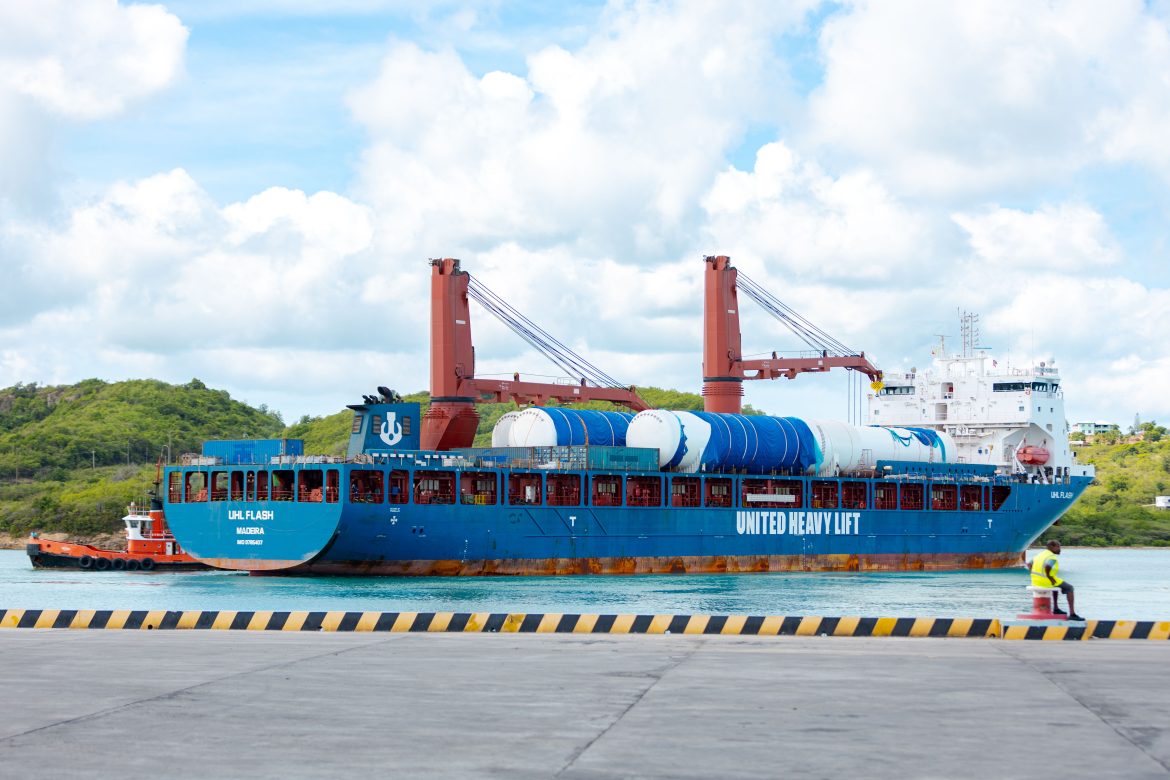 LNG storage tanks arrive for new LNG power plant - Pointe Xpress ...