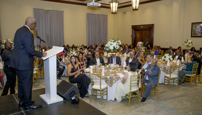 ECCB Governor: FDC ‘crafted by Antiguans…for Antiguans’ - Pointe Xpress ...