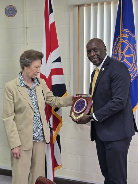 RSS Deputy Executive Director Atlee Rodney meets visiting Royal ...